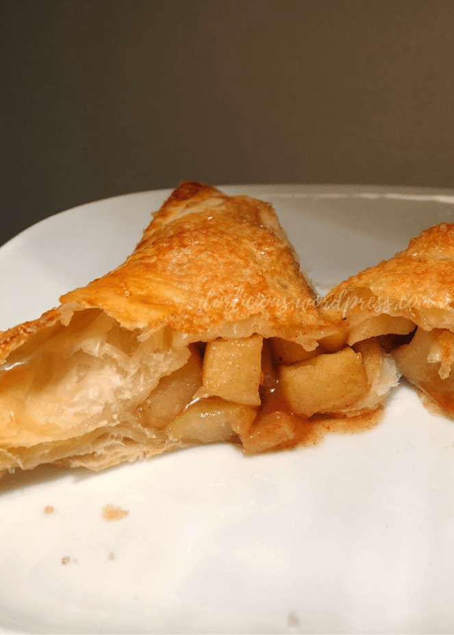Apple Turnovers – Dorlicious